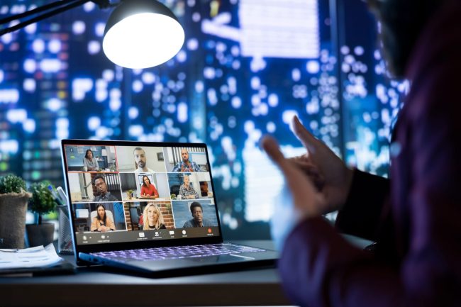 How to Schedule YouTube Videos [3 Ways] - OnlySocial